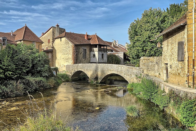Arbois Travel Guide - France - Eupedia