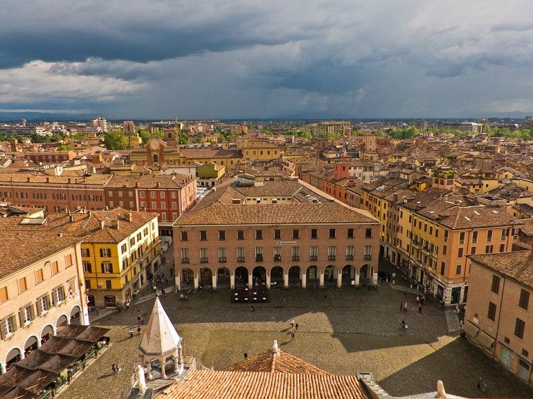 Modena Travel Guide - Italy - Eupedia